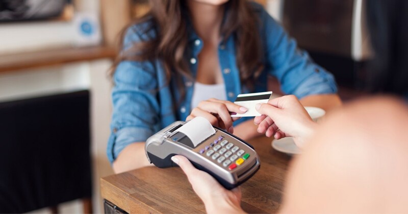 Complete Guide to Tipping in America 2025 | America Josh